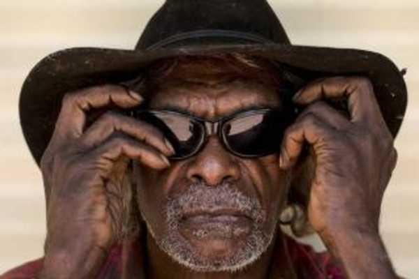 Blind, but soon they'll see ... Australia's first indigenous eye doctor ...