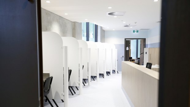 Up to 300 people a day to use Melbourne's first safe injecting rooms