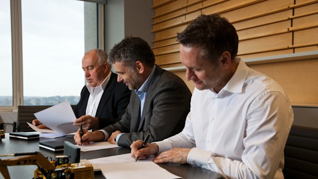 Rogue Emeco bondholder unveiled, torpedos creditor vote