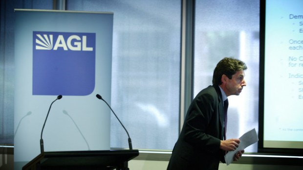 Ex-AGL boss Greg Martin in China oil storage deal