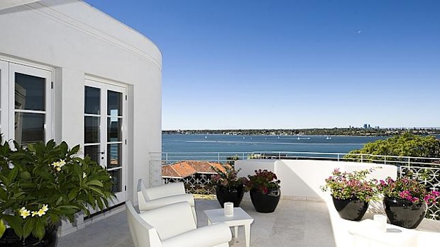 What property boom? Perth prestige prices stall