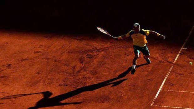 Rafter shut out of own arena as Hewitt puts hosts one-up