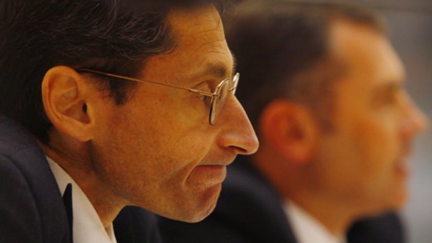 Rudd in car dealer crisis