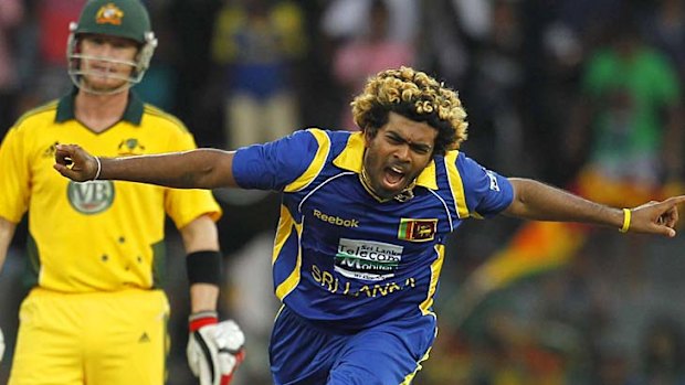 Malinga hat-trick inspires dramatic Australian collapse