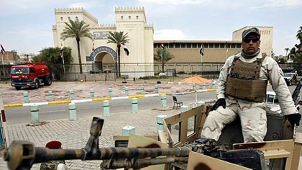 Iraq, and its museum, emerge from the ruins