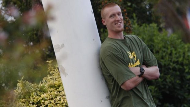 Wollongong Hawks welcome veteran forward Adam Ballinger back from Melbourne