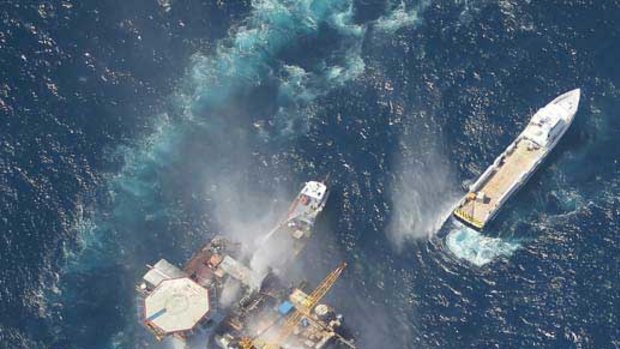 Workers prevent disaster as Gulf oil rig explodes