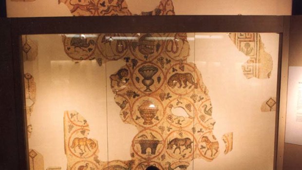 Questions raised over 'looted' mosaic