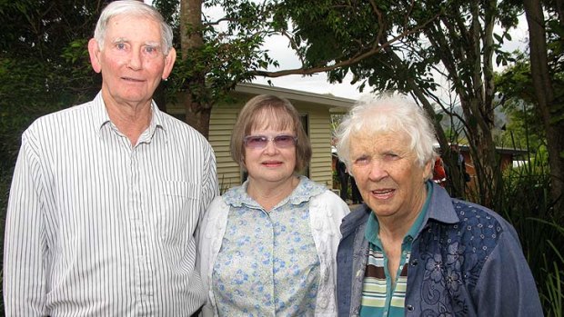 Friends and forewarning key in storm season