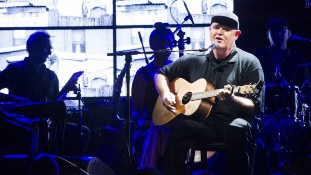 Perry Keyes live review: Sydney stories up-close and personal