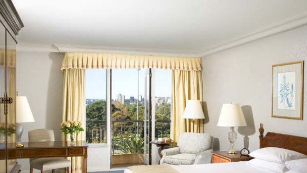 Sir Stamford at Circular Quay Hotel, review: Red carpet to romance