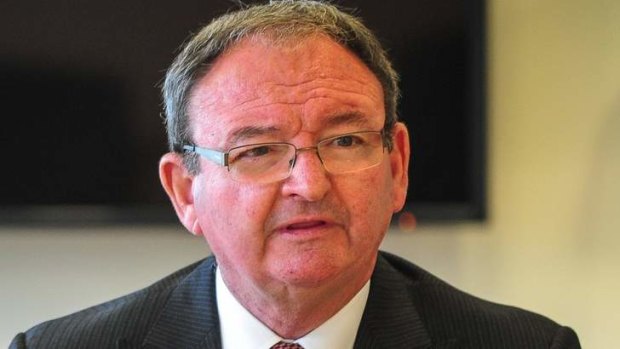 Reviews warn of failure to deal with public servants' underperformance