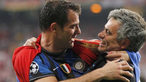 Maestro Mourinho scores perfect Inter farewell in Champions League final