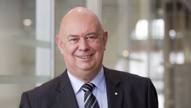 Centrelink's robo-debt crisis: Who is Hank Jongen?