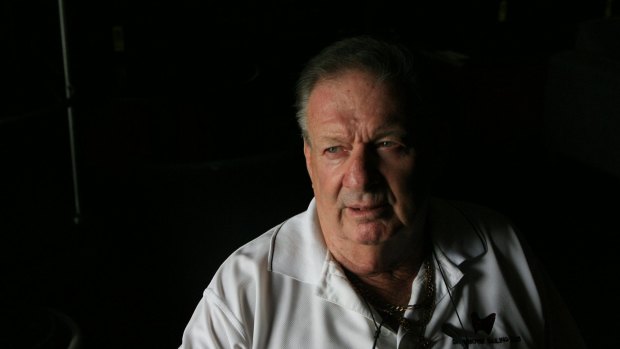 Hundreds gather to farewell NRL Immortal Graeme Langlands