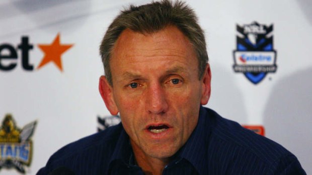 Neil Henry signs as Titans' assistant coach