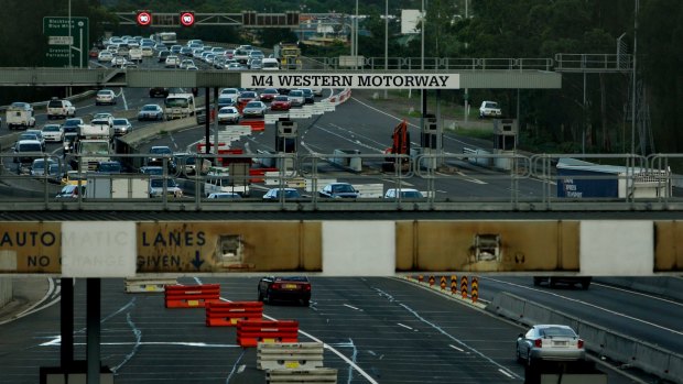 Opening of Sydney's M4 motorway to ease congestion but it comes at a price