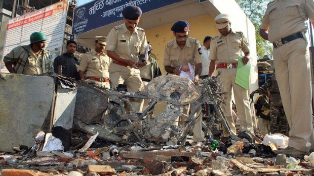 Restaurant bill sparks deadly Indian riot