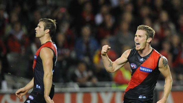 Record-breaking Bombers' total eclipse of Suns