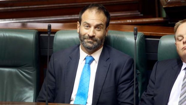 Independent Geoff Shaw backs Denis Napthine to remain Premier