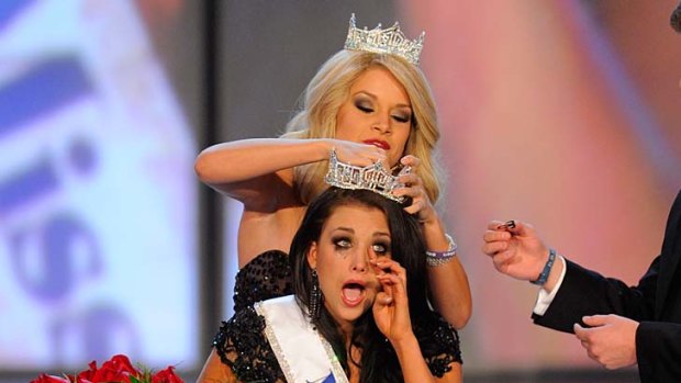 Miss America looking to the future after father's jail time