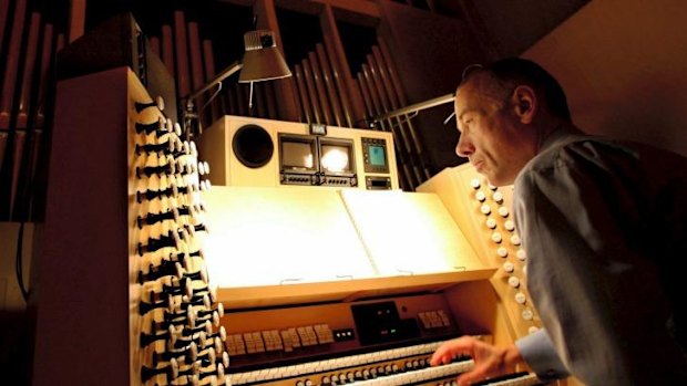 Sydney Symphony, Mahler 7 review: A feast of light and dark, energy and ...