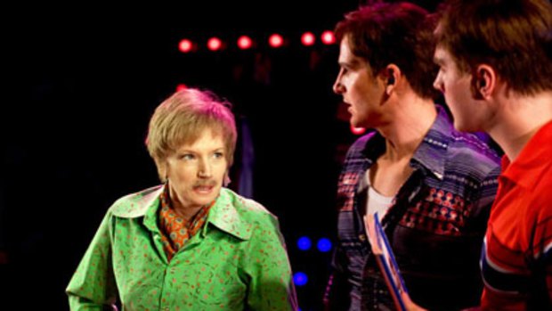 'Wrenching' love story moves London critics