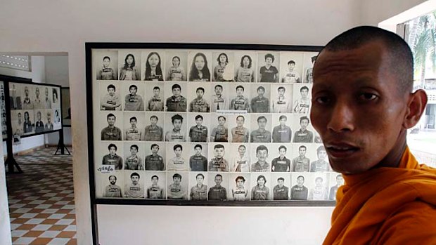 Cambodian officials named over Khmer Rouge genocide