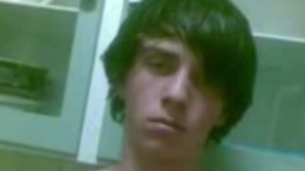 School criticised for 'party' with bullies after student's suicide