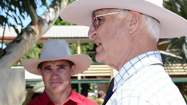 LNP defector considers Senate hop