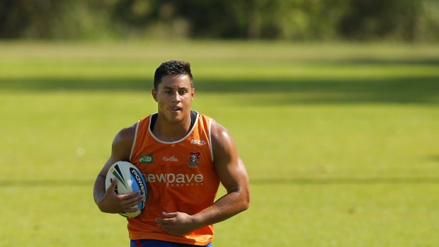 Joseph Tapine breaks silence on Newcastle Knights contract drama