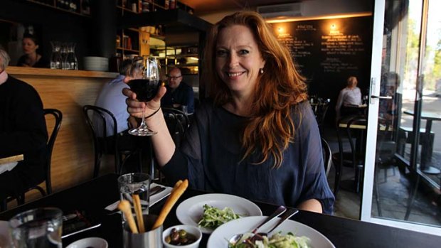 A head for drama and relationships