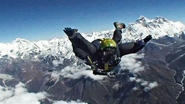 Skydiver lobbies Baghdad to be sent into space