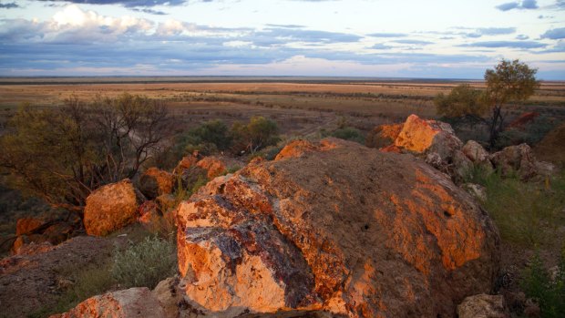 Australian Age of Dinosaurs museum, Queensland: Digging for dinosaurs