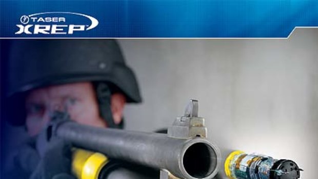 Big shock tactics: pump-action stun gun shoots 30m