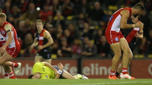 Umpires boss Wayne Campbell criticises fans who booed injured Troy Pannell