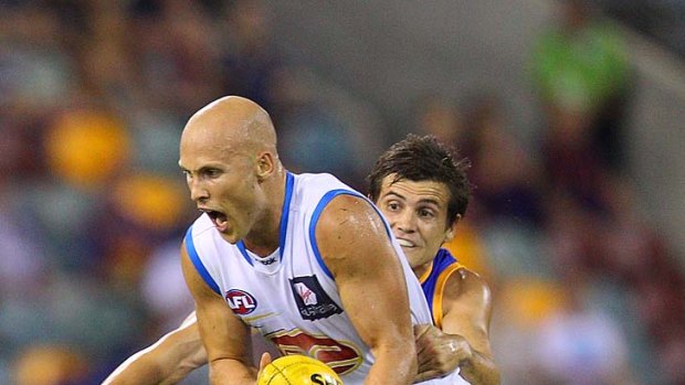 Ablett knee scare