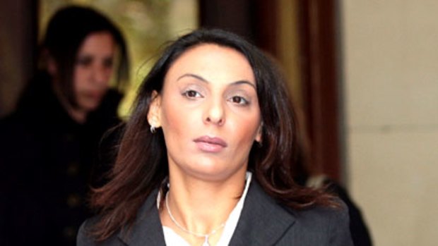 'Murder-plot' wife tells court of husband's cheating