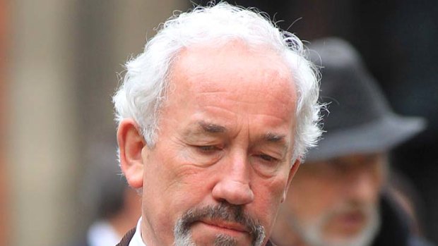 Four Weddings actor lashes out at William and Kate as Pippa takes job ...