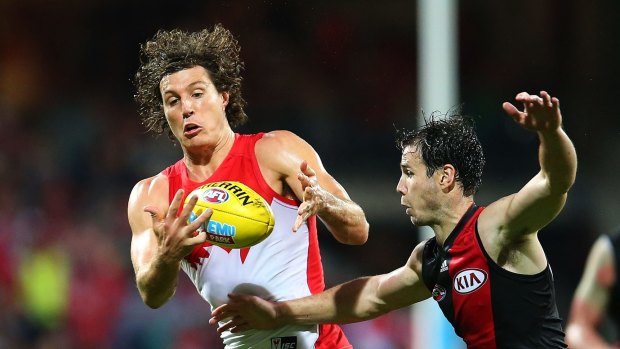 Essendon and Matt Dea in talks about 2017