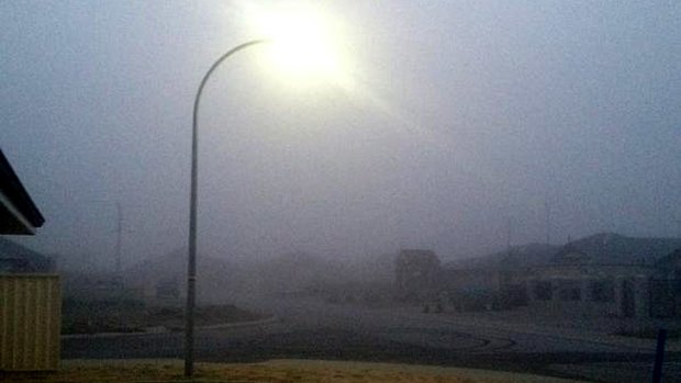 Thick fog sparks Perth flight back log