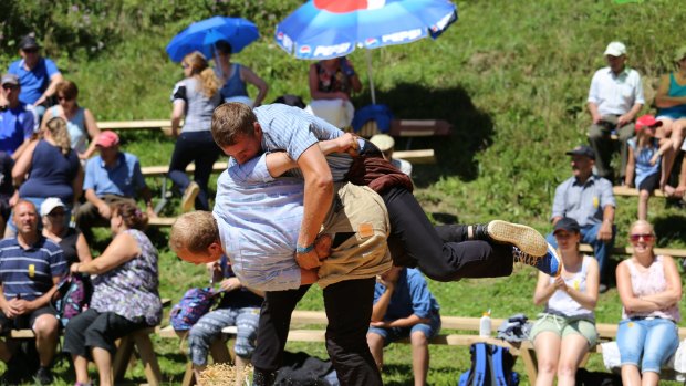 Schwingen wrestling in Switzerland: The unusual Swiss tradition that's ...
