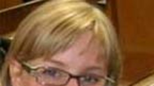 Who were mystery pair with tragic Jo Yeates?