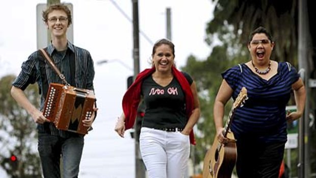 Grassroots gig looks forward