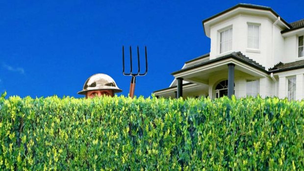 Hedge funds step up asset chase