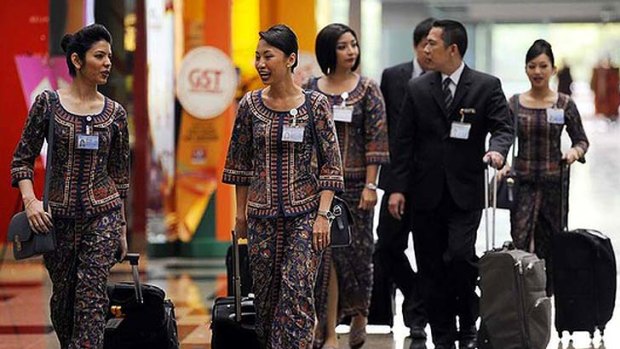 'Singapore Girl' makes a comeback as airline banks on superior service