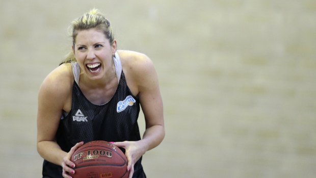 Carly Wilson finds scoring mojo as Canberra Capitals chase WNBL finals goal