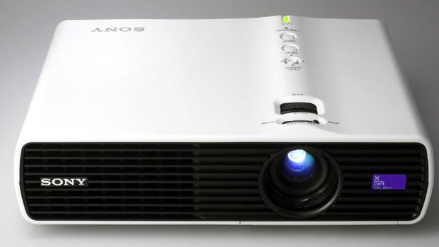 Review: Sony DX10 Data Projector