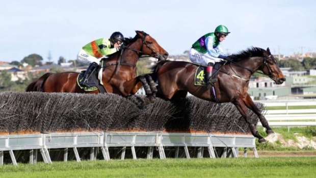 Champion jumps jockey Steve Pateman hits back with treble