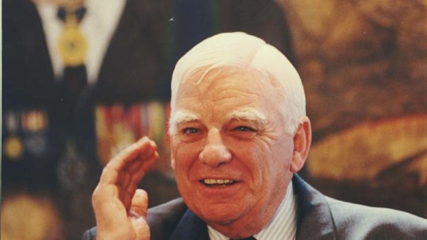 Diggers' champion Ruxton dies at 85